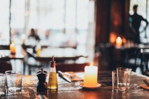 9 Methods on How to Manage a Restaurant Effectively - StaffAny